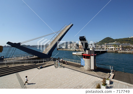 Blue wing Moji - Stock Photo [717749] - PIXTA