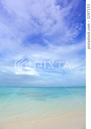 Yoron Island's beach (wide angle lens) - Stock Photo [3297153] - PIXTA