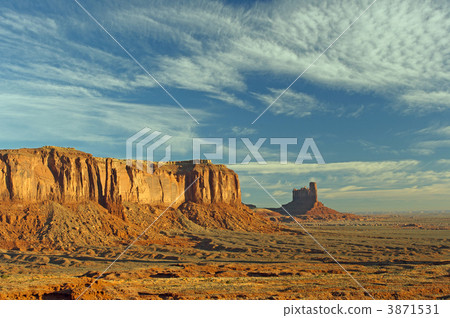Monument Valley (Mesa and Butte) - Stock Photo [3871531] - PIXTA