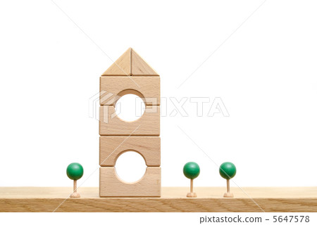 Two-story house - Stock Photo [5647578] - PIXTA