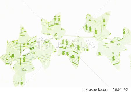 Sheet music and fresh green - Stock Illustration [5684492] - PIXTA