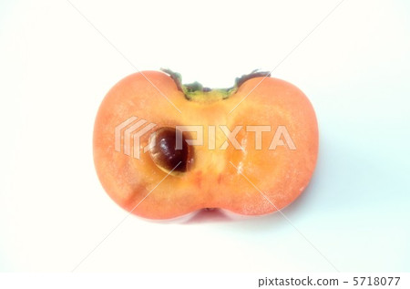 Persimmon cross section - Stock Photo [5718077] - PIXTA