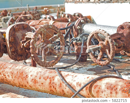 Rusted valve handle - Stock Photo [5822715] - PIXTA