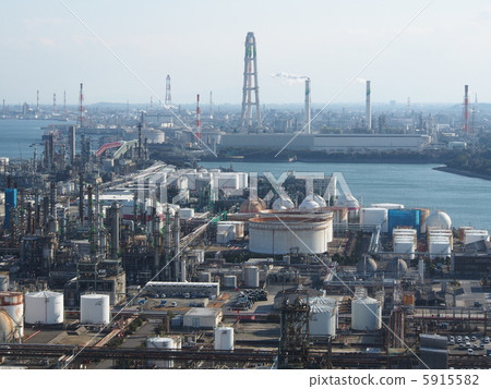 A view of the plant area seen from Yokkaichi... - Stock Photo [5915582 ...