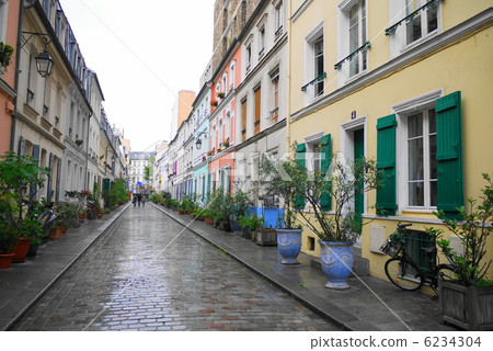 Paris Alley - Stock Photo [6234304] - PIXTA