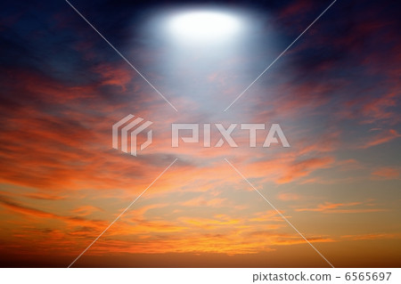 Bright spotlight from above - Stock Illustration [6565697] - PIXTA