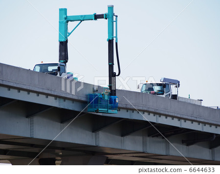 Bridge inspection vehicle - Stock Photo [6644633] - PIXTA