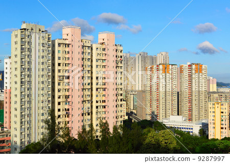 Hong Kong crowded building - Stock Photo [9287997] - PIXTA