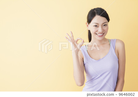 運動裝的女性-照片素材（圖片） [9646002] - PIXTA圖庫