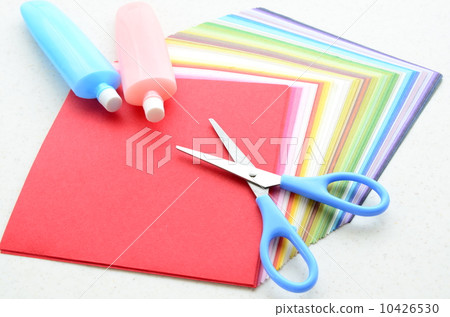 Scissors and paste and colored paper - Stock Photo [10426530] - PIXTA