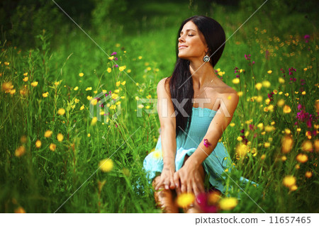 natural freedom - Stock Photo [11657465] - PIXTA