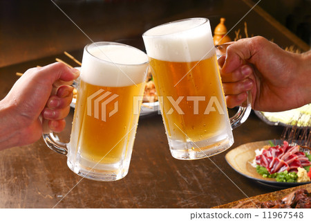 A toast with beer - Stock Photo [11967548] - PIXTA