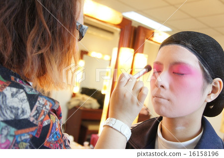 Opera Makeup Artist | Saubhaya Makeup