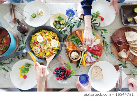 Organic Food Lunch Home Party - Stock Photo [16544781] - PIXTA