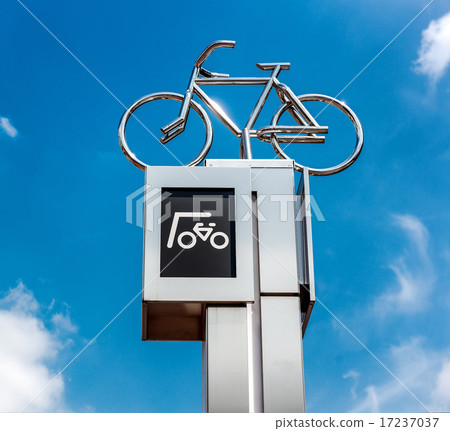 Bicycle parking sign. Eindhoven, Netherlands-照片素材（圖片） [17237037] - PIXTA圖庫