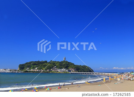 Enoshima in summer - Stock Photo [17262585] - PIXTA