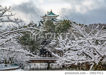 Nagoya castle snow scene - Stock Photo [19927411] - PIXTA