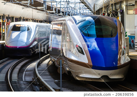 JR East E7 Series Hokuriku Shinkansen and E2... - Stock Photo [20639856 ...