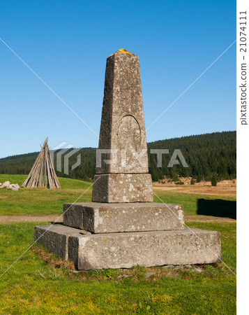 Stone pyramid monument - Stock Photo [21074111] - PIXTA