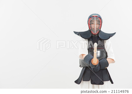 A woman who plays kendo - Stock Photo [21114976] - PIXTA