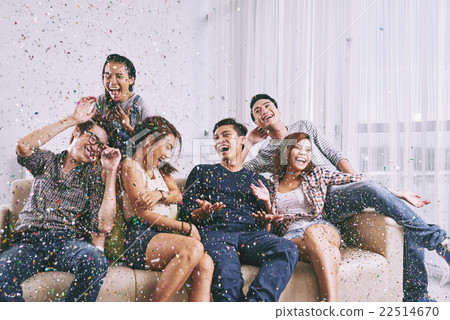 Party at home - Stock Photo [22514670] - PIXTA