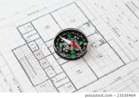 House and compass white back - Stock Photo [23036464] - PIXTA