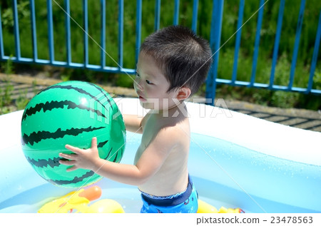 children - Stock Photo [23478563] - PIXTA