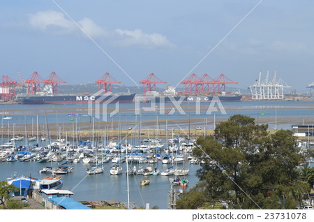 South Africa, Durban Container Terminal - Stock Photo [23731078] - PIXTA