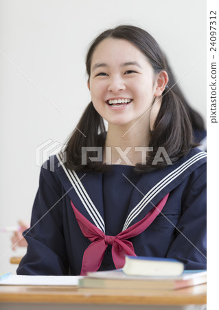 Smiling girls student - Stock Photo [24097312] - PIXTA