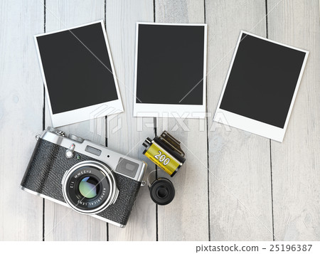 Retro camera, empty photo frames pictures - Stock Illustration ...