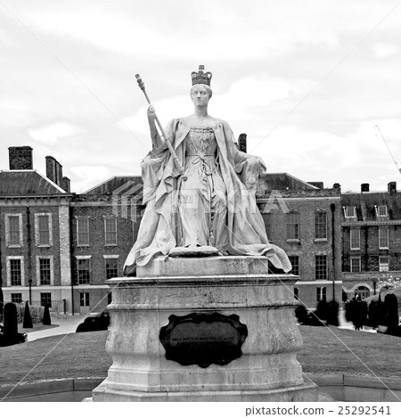 historic marble and statue in old city -照片素材（圖片） [25292541] - PIXTA圖庫