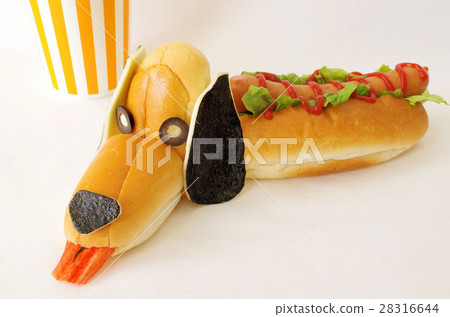 Dog Shape Hot Dog - Stock Photo [28316644] - PIXTA