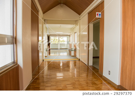 School corridor Flooring - Stock Photo [29297370] - PIXTA