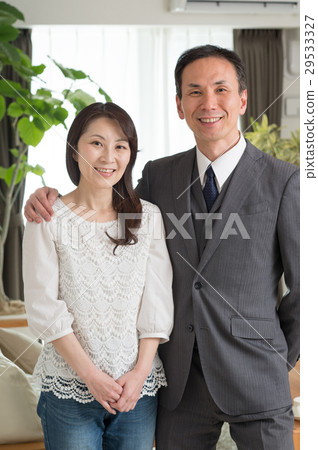 Japanese middle-class couple - Stock Photo [29533327] - PIXTA