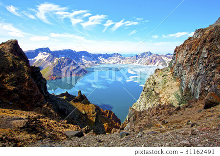 Cheonji, Baekdusan, North Korea - Stock Photo [31162491] - PIXTA