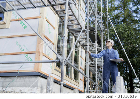 Construction site working woman - Stock Photo [31316639] - PIXTA