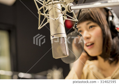 女錄音-照片素材（圖片） [31402595] - PIXTA圖庫