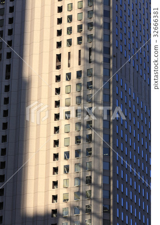 High-rise Building Window Wall - Stock Photo [32666381] - PIXTA