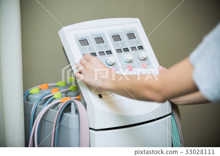 Medical low frequency treatment device - Stock Photo [33028111] - PIXTA