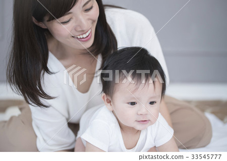 Child rearing image - Stock Photo [33545777] - PIXTA