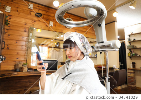 Perm heating machine - Stock Photo [34341029] - PIXTA