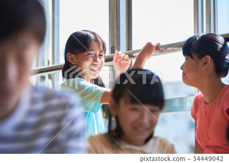 Elementary school break time classroom - Stock Photo [34449042] - PIXTA