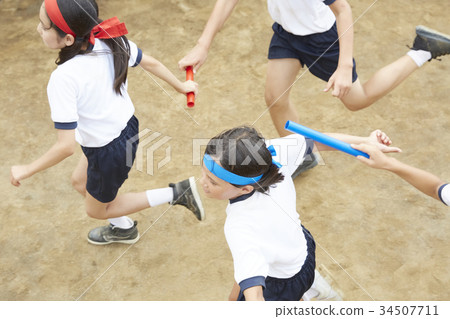 Sports athlete relay player - Stock Photo [34507711] - PIXTA