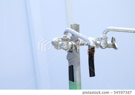 Temporary water supply - Stock Photo [34597387] - PIXTA