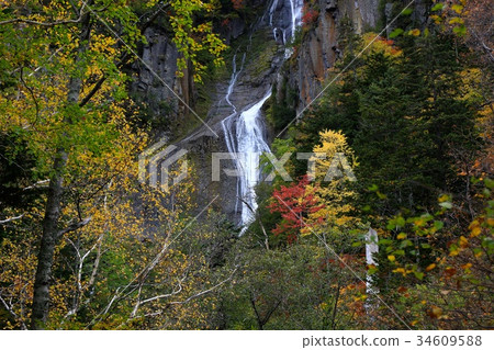 Autumn Sounkyo Gorge, galactic waterfall - Stock Photo [34609588] - PIXTA