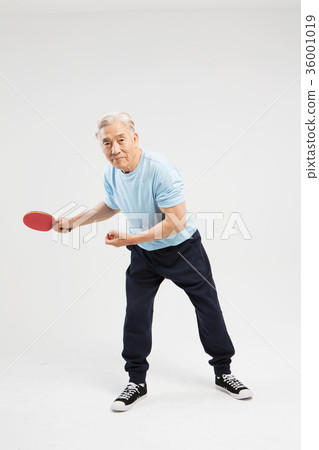 Healthy elderly people who exercise, seniors... - Stock Photo [36001019 ...