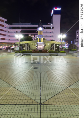 Funabashi Station Pedestrian Deck at night - Stock Photo [37453926] - PIXTA