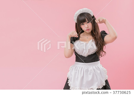 Black Maid Cosplay Cat Pose - Stock Photo [37730625] - PIXTA