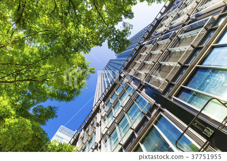 High-rise building in the office area and green - Stock Photo [37751955 ...