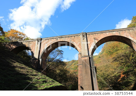 Sakurai Arch Bridge - Stock Photo [38753544] - PIXTA